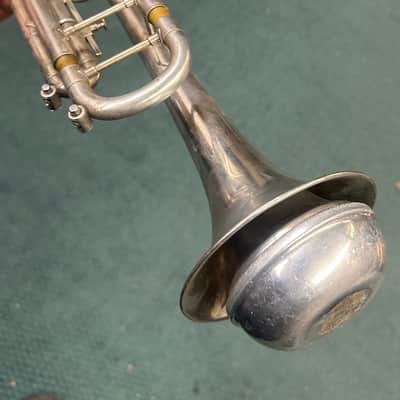 Getzen Eterna 700 II 2 Silver Trumpet: Used w/Straight Mute | Reverb
