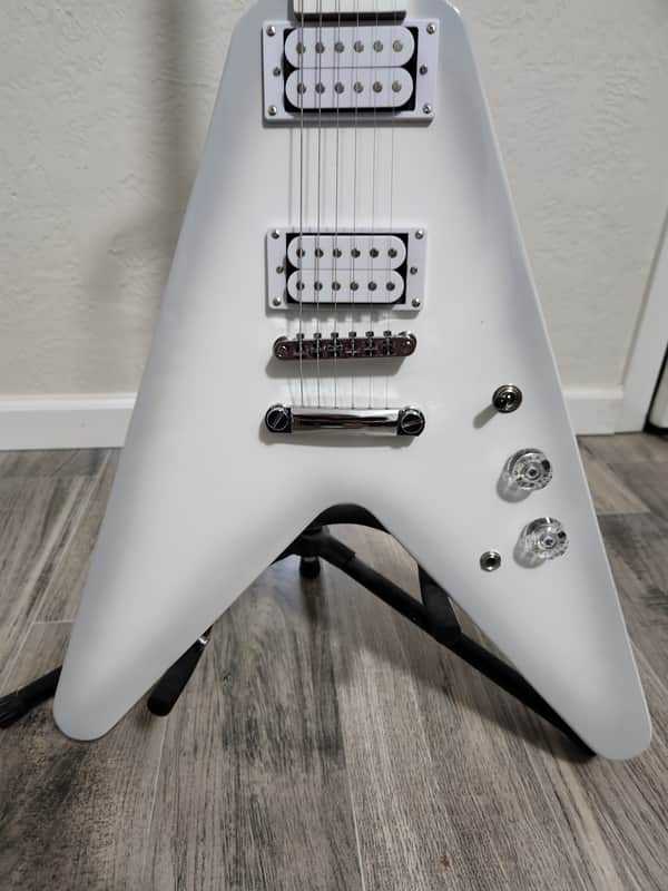 ChillCat Snow Falcon Tribute White/Grey Fade upgraded w | Reverb