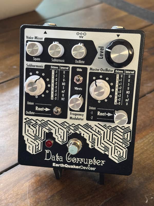 Like New - EarthQuaker Devices Data Corrupter Modulated | Reverb