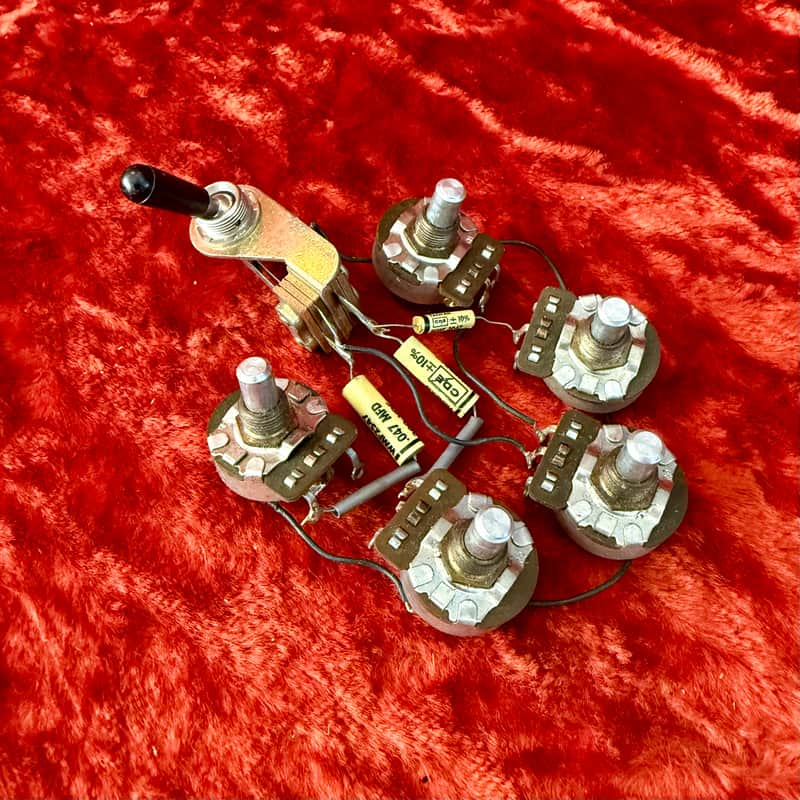 Rickenbacker 360 guitar wiring harness 1978 - CTS pots | Reverb Canada