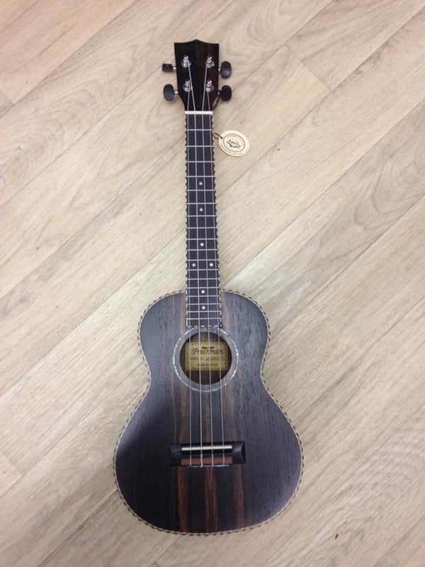 Freshman UKEBONYT Ebony Tenor Ukulele in Satin Finish | Reverb UK