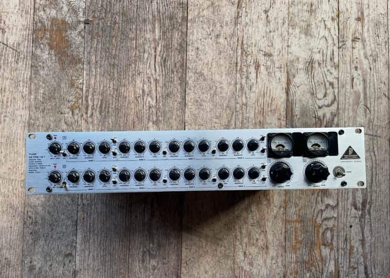 Behringer Tube Ultra-Q Stereo Equalizer – Vintage Series | Reverb