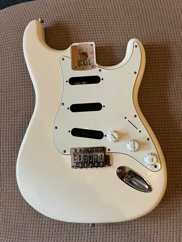 2015 Fender Stratocaster Semi-loaded Body - Arctic White | Reverb
