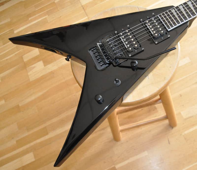 JACKSON Pro Series King V Gloss Black / from 2018 / KV | Reverb Canada