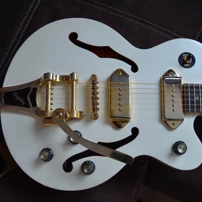 EPIPHONE ALLEYKAT, FLAMEKAT, & WILDCAT SERIES electric guitars