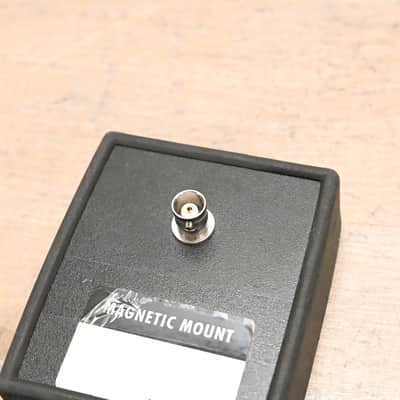Radiall / Larsen BNC-BNC Magnet Mount CG0119R | Reverb