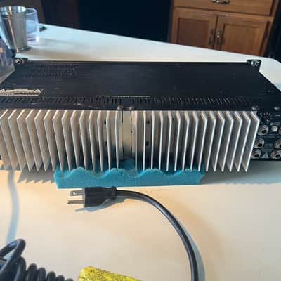 Peavey PV 2.6C Stereo Power Amplifier with rack mount | Reverb