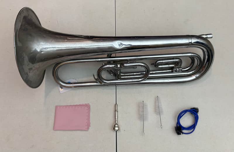 Vintage Titleist by Getzen Baritone Bugle – Silver Plated | Reverb