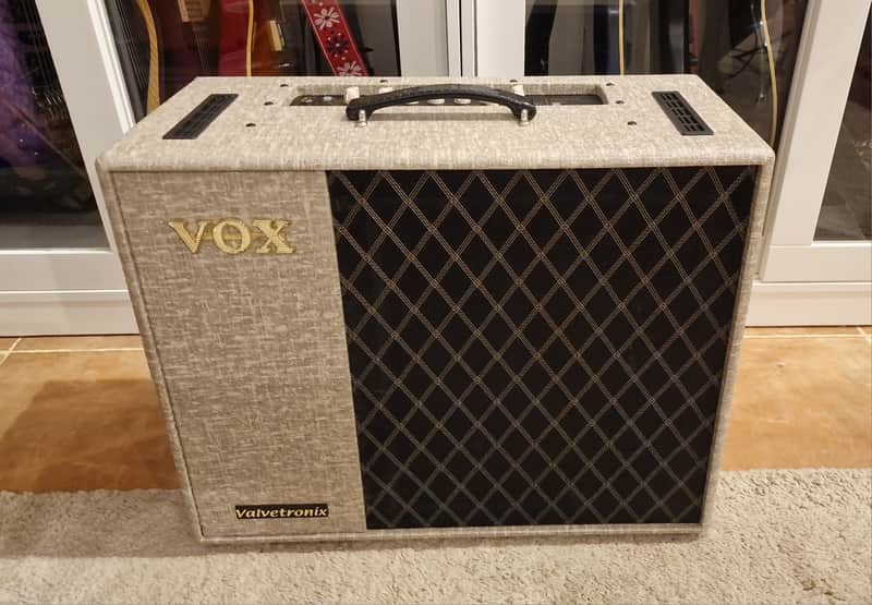 Vox Valvetronix VT100X 100-Watt 1x12" Digital Modeling Guitar | Reverb