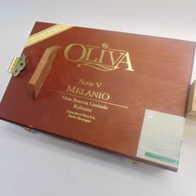 Catoctin Mountain Music Cigar Box (Oliva) Guitar Kit 2026 -- | Reverb