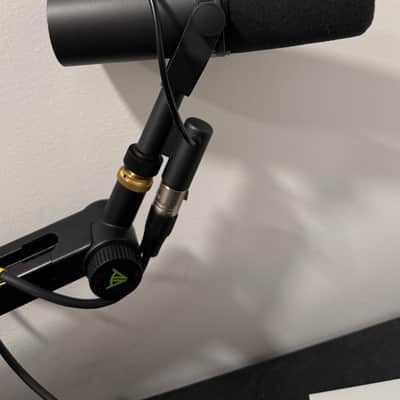 Shure SM7B Cardioid Dynamic Microphone 2001 - Present - Black | Reverb