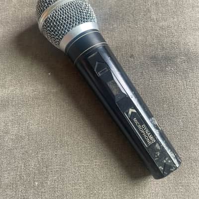 Unknown Generic Dynamic Microphone | Reverb