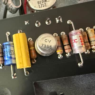 Seeker Electric Effects Descry 2022 - Gold Hammered | Reverb