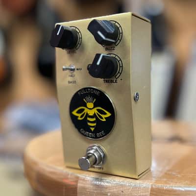 USED Fulltone Queen Bee Fuzz | Reverb