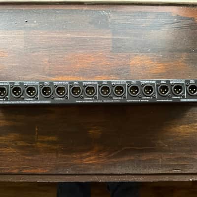 ART S8-3Way Rackmount 8 Channel Microphone Splitter 2009 - | Reverb