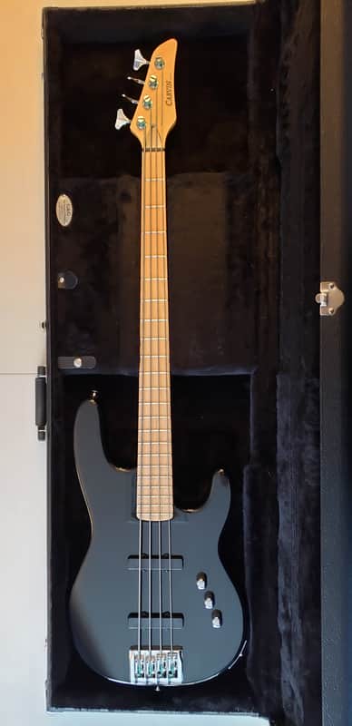 Carvin B40 2010 - Black | Reverb