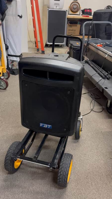 2 FBT Maxx 9 SA 900W RMS Amplified Subwoofer | Reverb