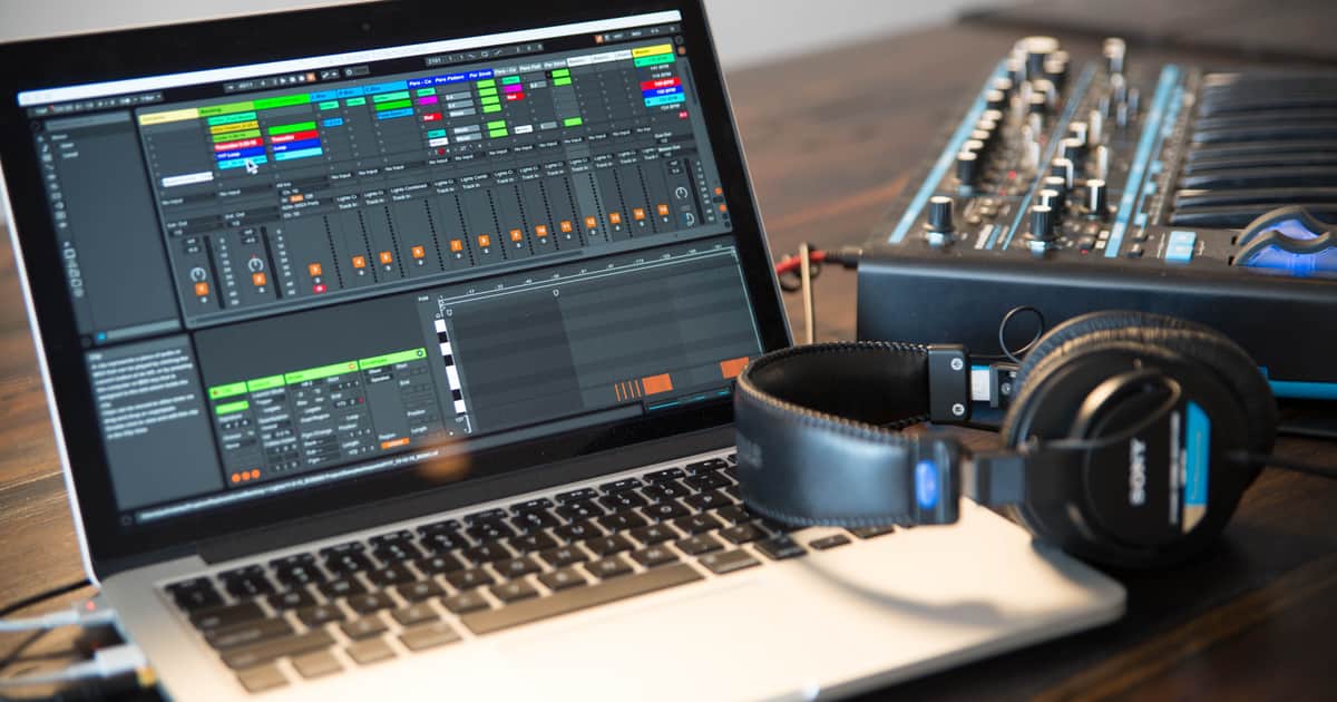 Software & Plugins | Reverb Canada