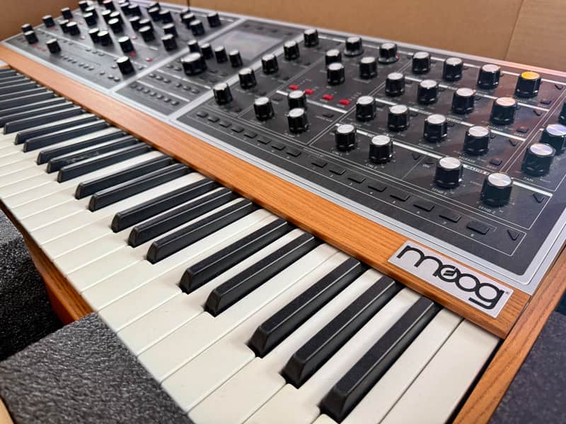 Moog One 16-Voice Polyphonic Analog Synthesizer – Immaculate, | Reverb