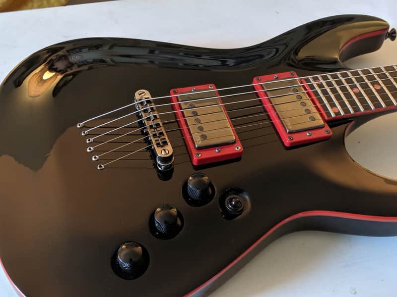 Schecter C1 Shedevil EMG JH 81/60 | Reverb France