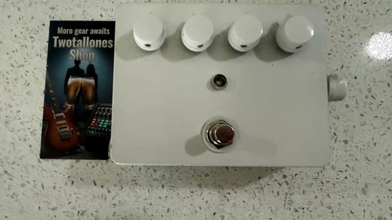 Yesterday Effects White Pedal – Vox Conqueror Inspired | Reverb