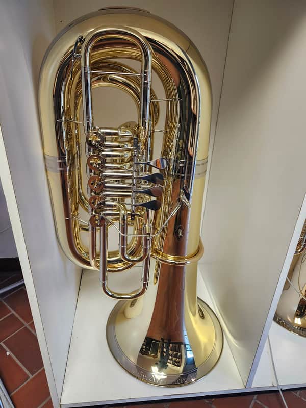 New Alexander 163 CC Tuba, Yellow Brass, 5 valves, Lacquered | Reverb