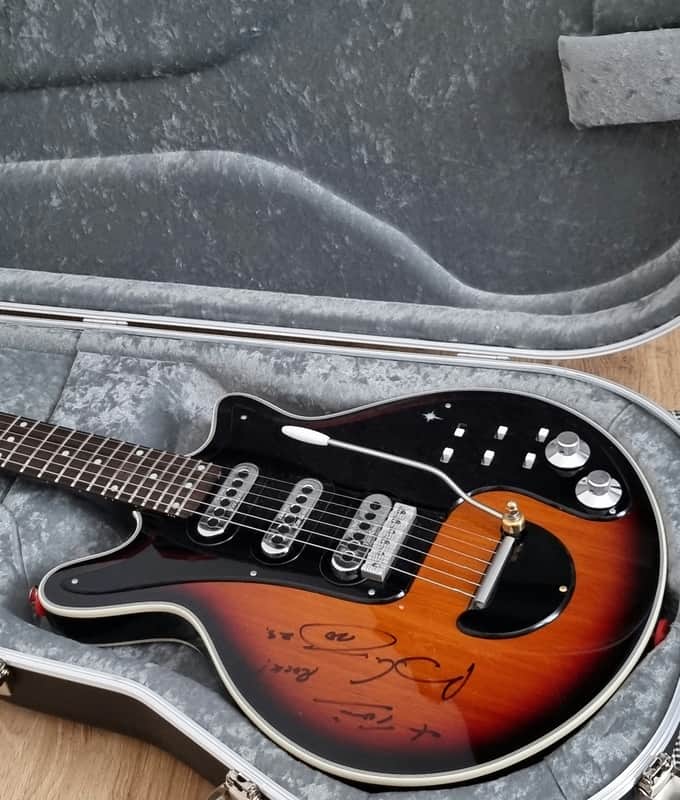 Brian May Guitars Brian May Special 2023 - 3 Tone Sunburst | Reverb