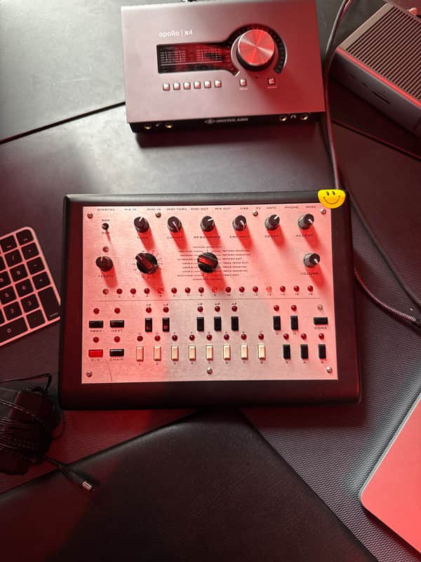 Ladyada x0Xb0x DIY TB-303 Clone | Reverb
