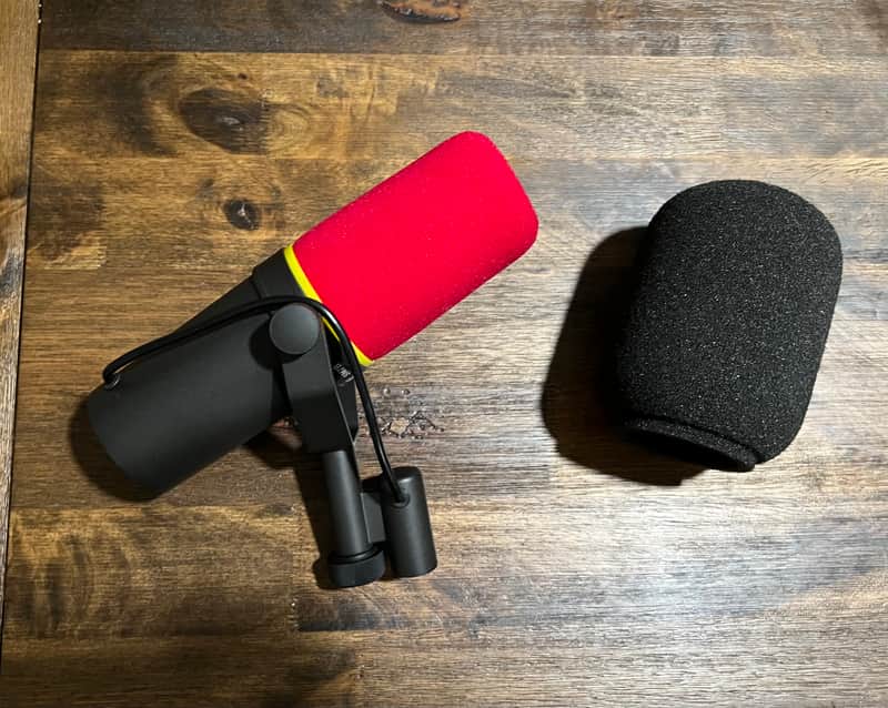 Shure SM7B Genuine Cardioid Dynamic Microphone 2001 - Present | Reverb