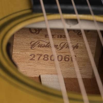 Martin OM-18 Flamed Mahogany/Adirondack Custom Shop 2023 - | Reverb