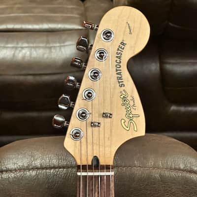 Squier Standard Deluxe Stratocaster (3-Color Sunburst w/ FMT) | Reverb