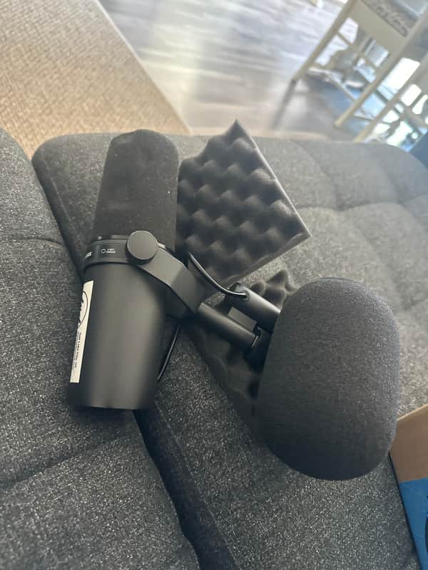 Shure SM7B Cardioid Dynamic Microphone 2001 - Present - Black | Reverb