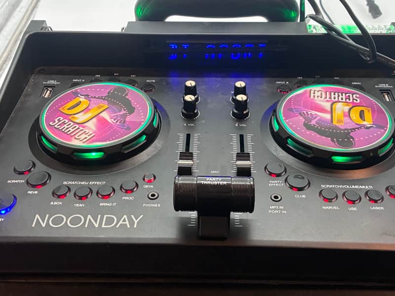 NOONDAY - SP-150B - Disco/Party booth - | Reverb