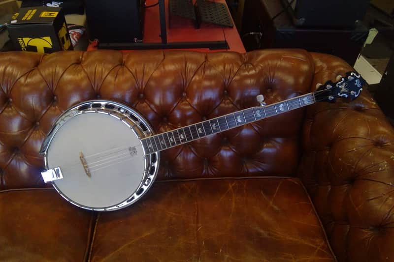 Vintage Hondo Hondo II HB-95 Banjo w/Case | Reverb