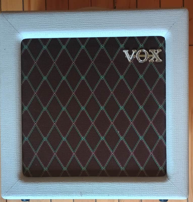 Vox AC4TV 4-Watt 1x10" Guitar Combo 2009 - 2019 - Tan | Reverb Canada
