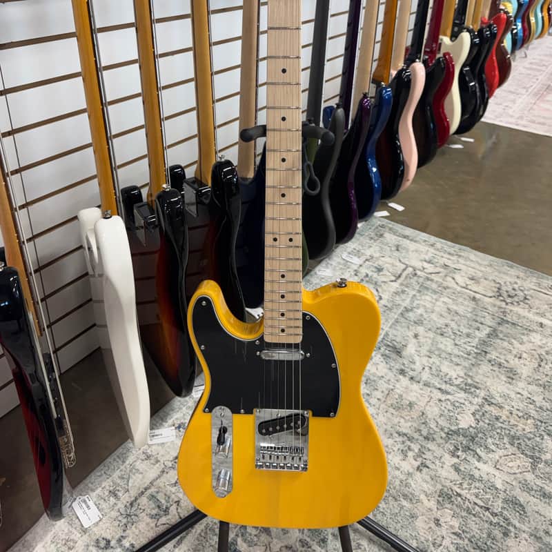 Squier Affinity Telecaster Left-Handed with String-Through | Reverb
