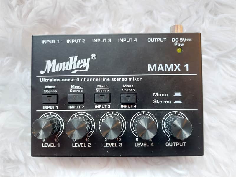 Moukey Mini 4-Channel Ultra Low Noise Stereo Audio Mixer DC | Reverb