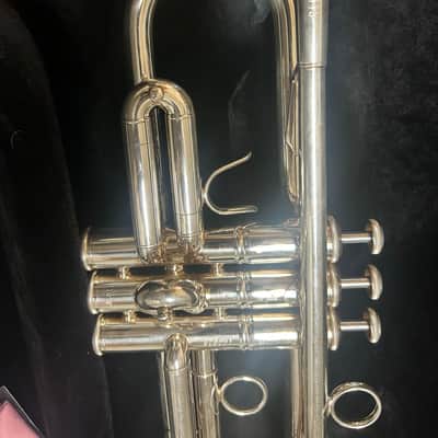 Olds NTR115 silver intermediate trumpet with case like new | Reverb
