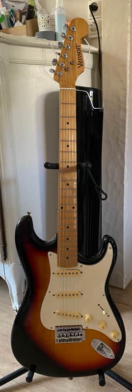 Venson STRATOCASTER 1991 - Sunburst | Reverb