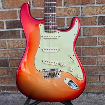 Fender American Deluxe Stratocaster w/ Rosewood Fretboard - | Reverb