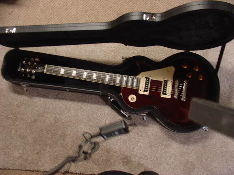 Epiphone Traditional Pro in Burgundy with Hard Shell Case | Reverb