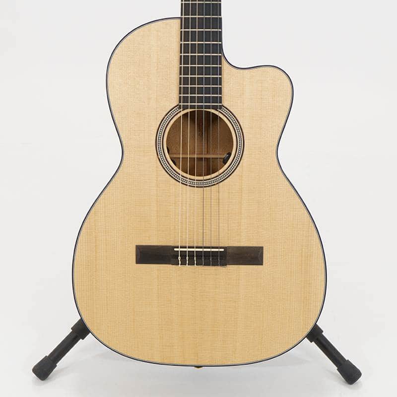 Martin 16 Series 000C12-16E Nylon 000-12 Fret Cutaway | Reverb