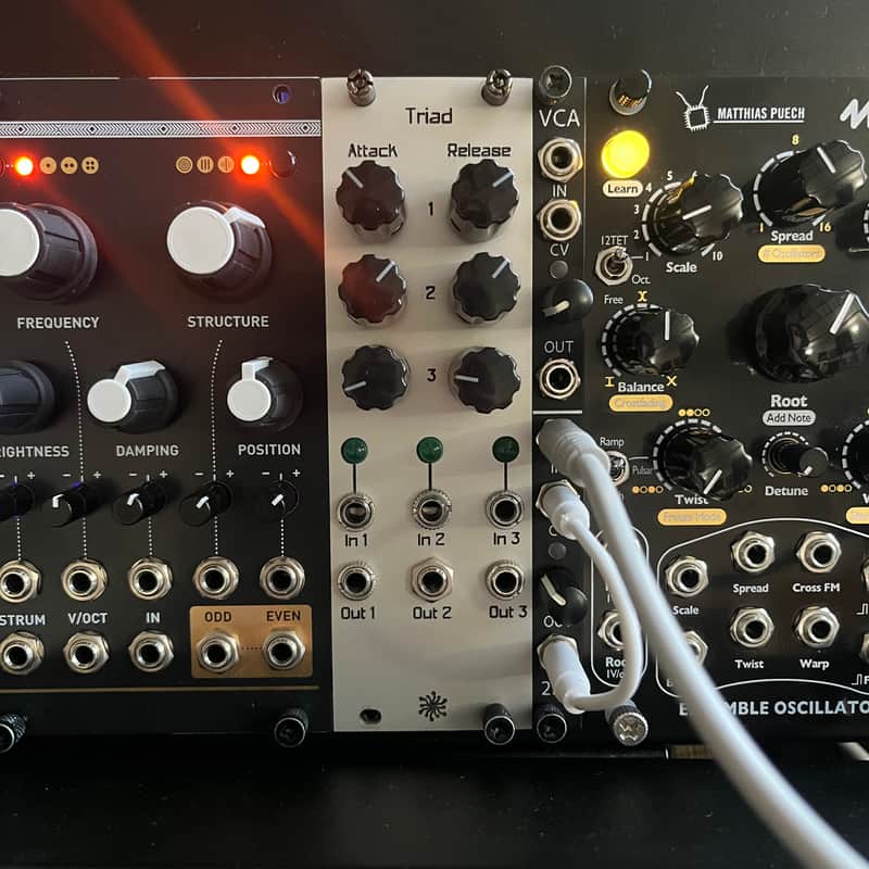 Nonlinear Circuits Triad | Reverb