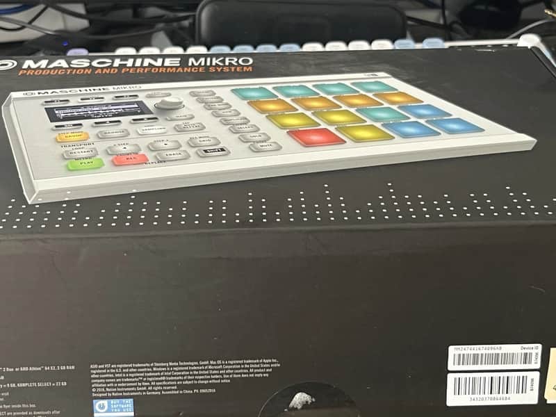 Native Instruments Maschine Mikro MKII 2010s - White Native | Reverb