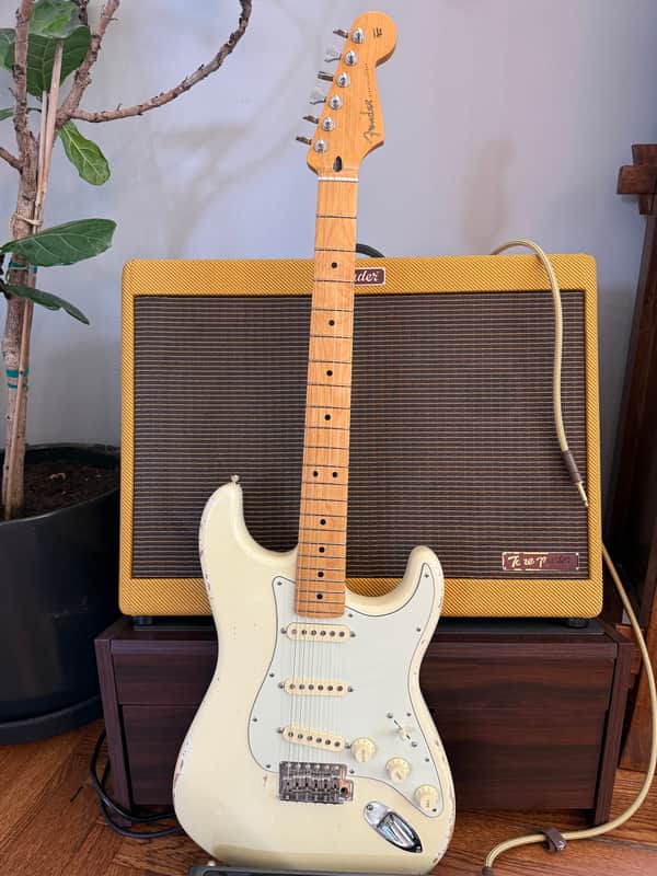 Fender Stratocaster 2005 - MJT Aged Olympic White Light Relic | Reverb