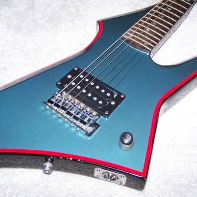 Hondo H-1 Death Dagger Metallic Blue w/ Red Pinstripe, Case | Reverb