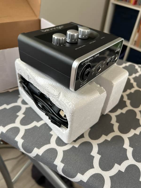 Behringer U-Phoria UM2 2x2 USB Audio Interface 2013 - Present | Reverb