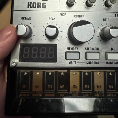 Korg Volca Bass Analog Bass Sequencer/Synthesizer 2013 - | Reverb