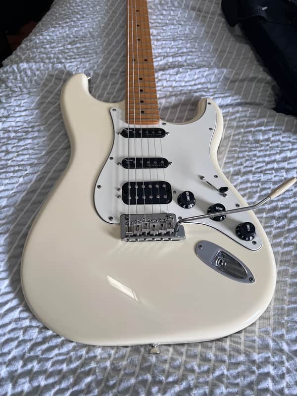Fender American Professional II Stratocaster HSS with Maple | Reverb
