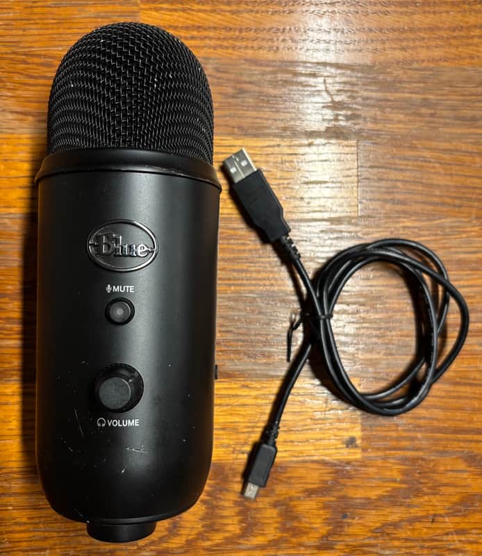 Blue Yeti Professional Multi-Pattern USB Condenser Microphone | Reverb